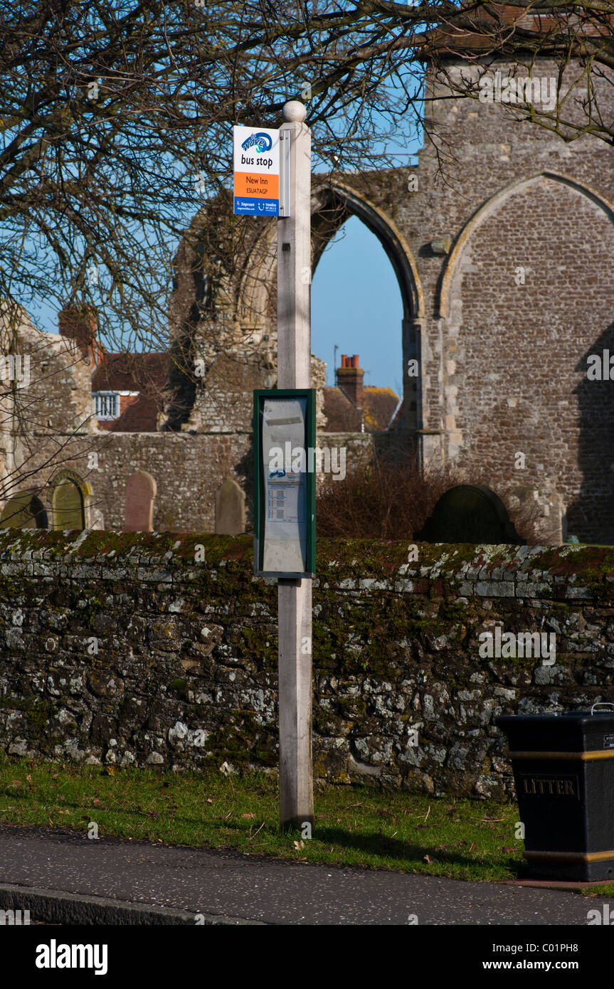Country bus stop uk hi-res stock photography and images - Alamy
