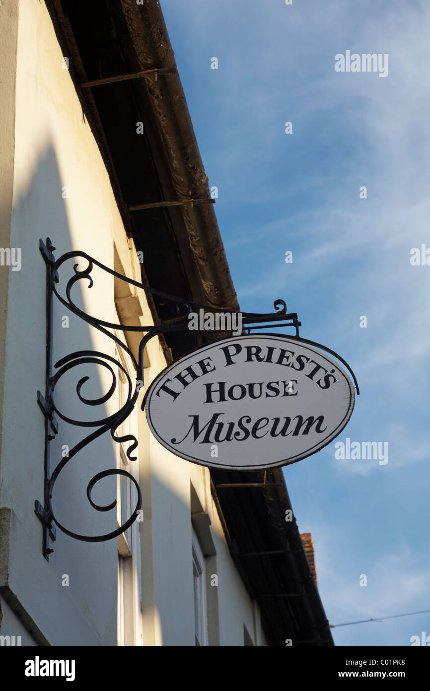 The Priest's House Museum, Wimborne in June Stock Photo - Alamy