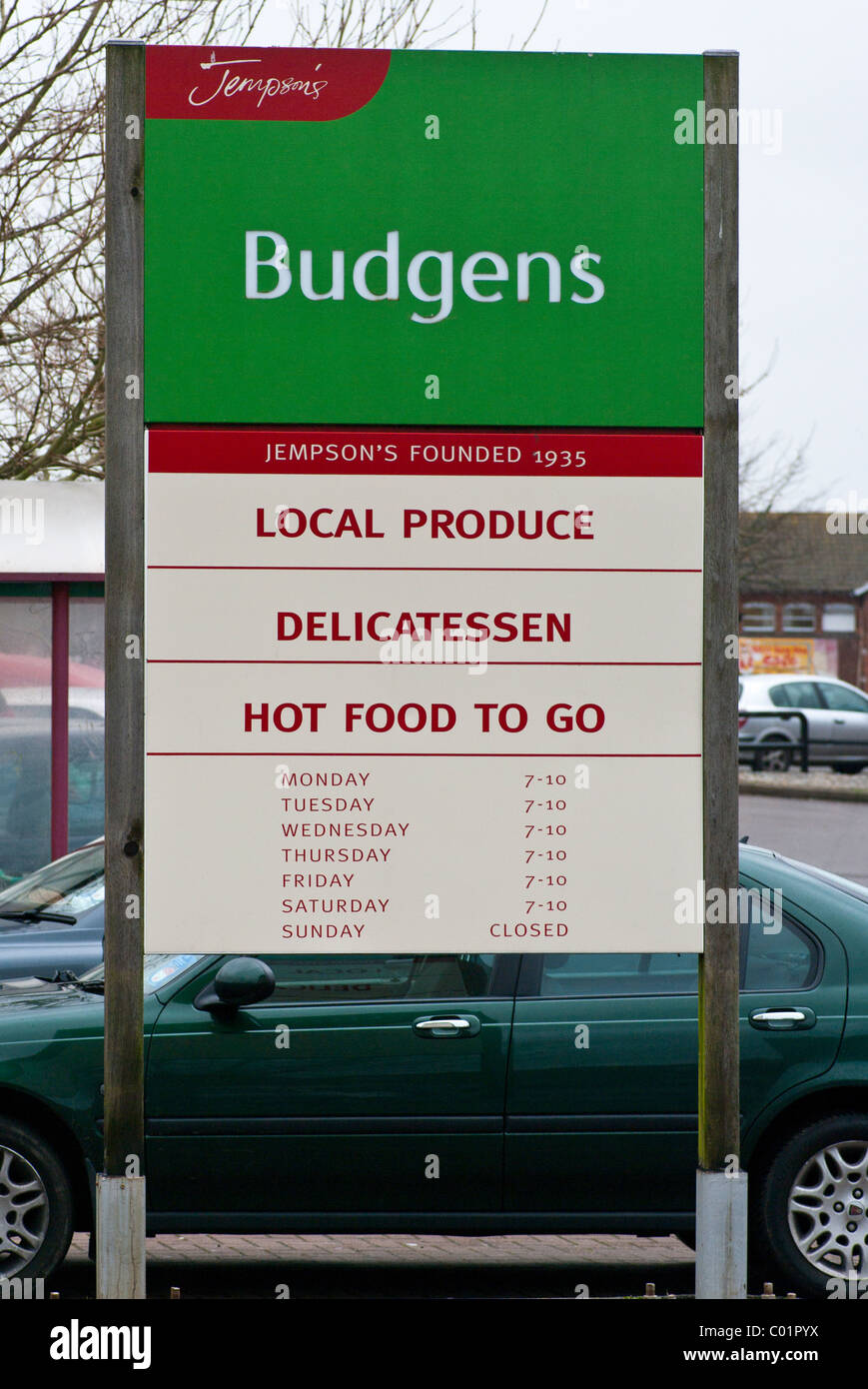 Jempsons Budgens Supermarket Sign Stock Photo - Alamy