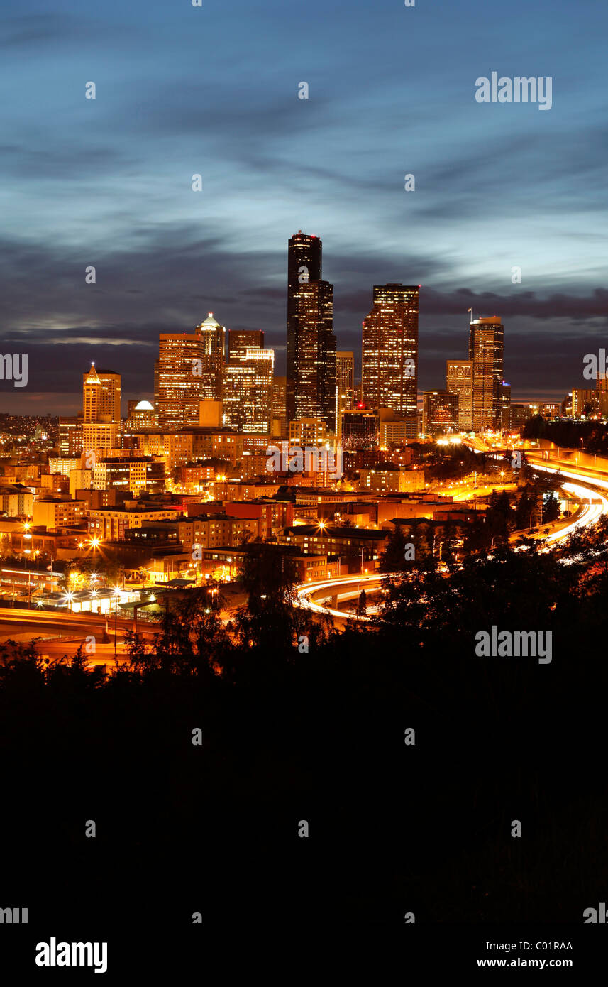 Cityscape of Seattle from the Doctor Jose Rizal Park, Seattle ...