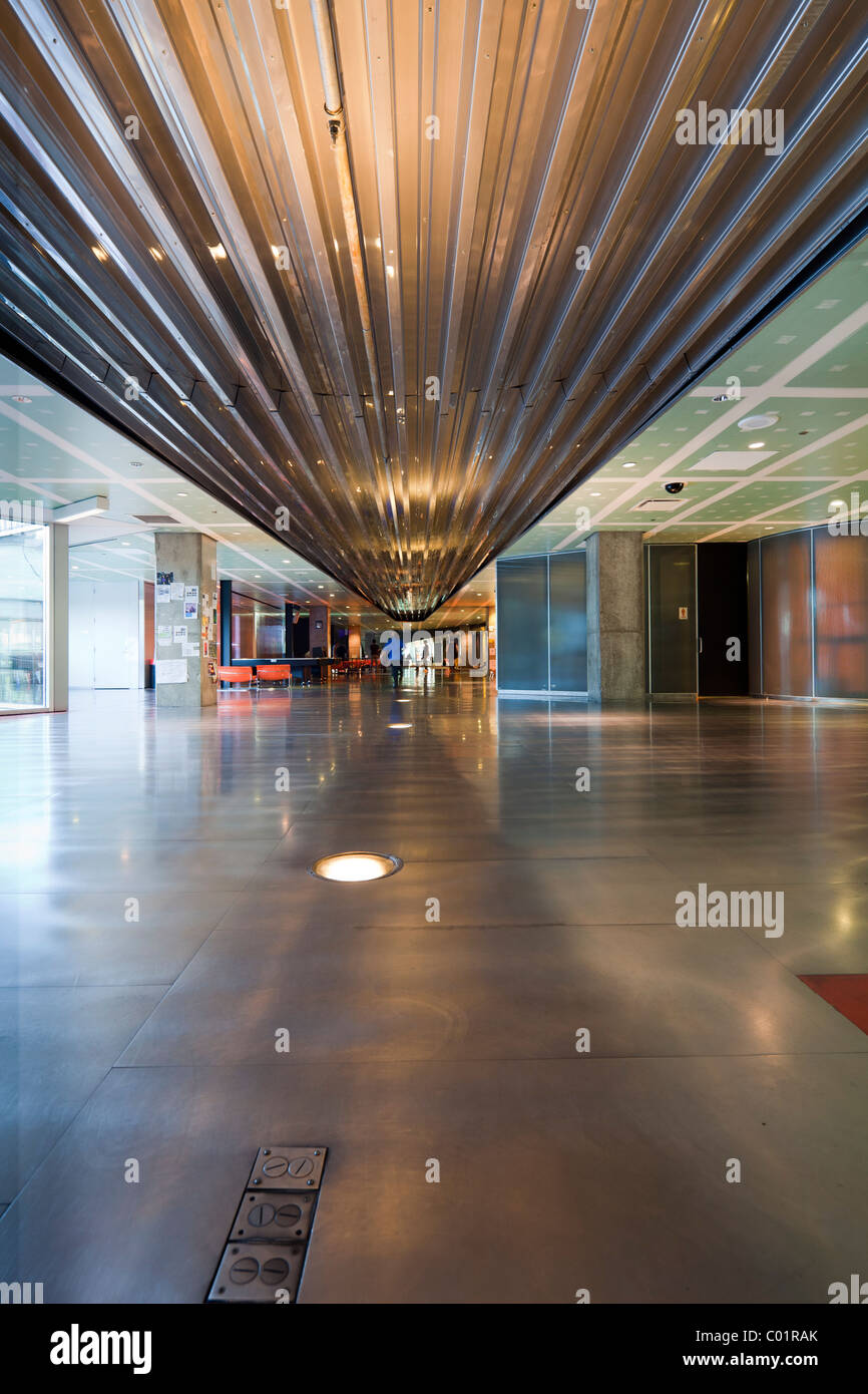 McCormick Tribune Campus Center, Illinois Institute of Technology ...