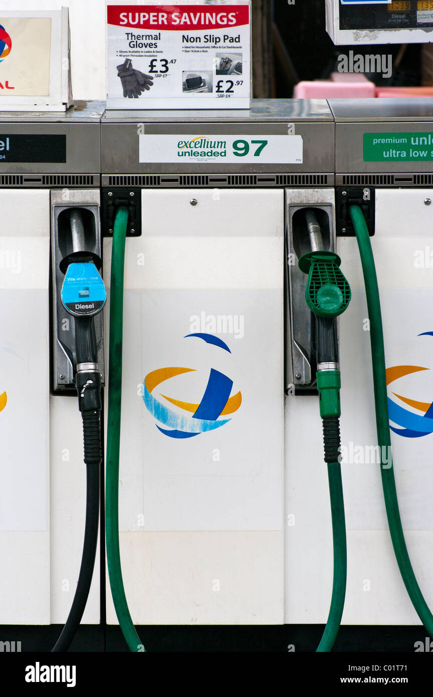 Total petrol pump hi-res stock photography and images - Alamy