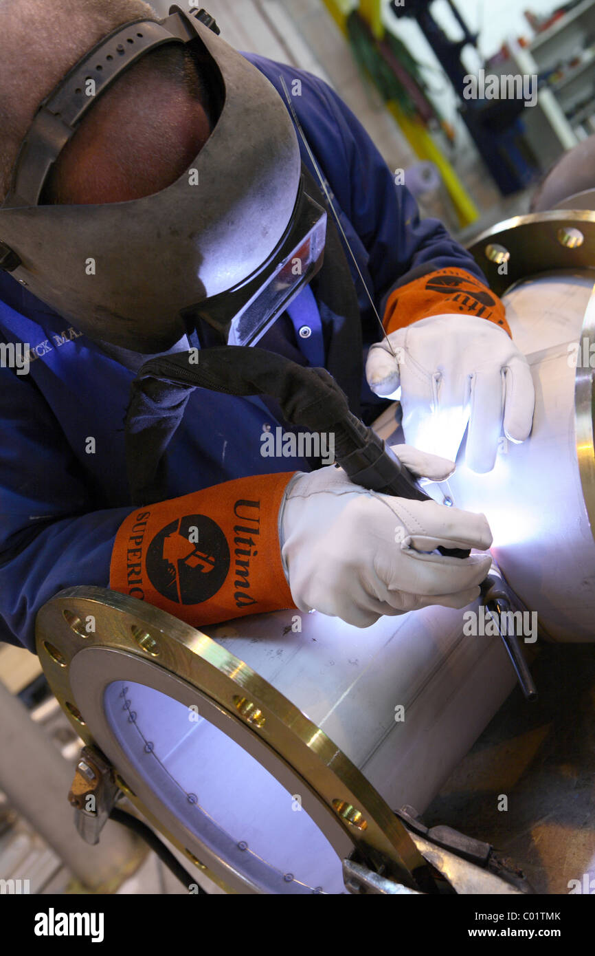 Tig welder pipe hi-res stock photography and images - Alamy