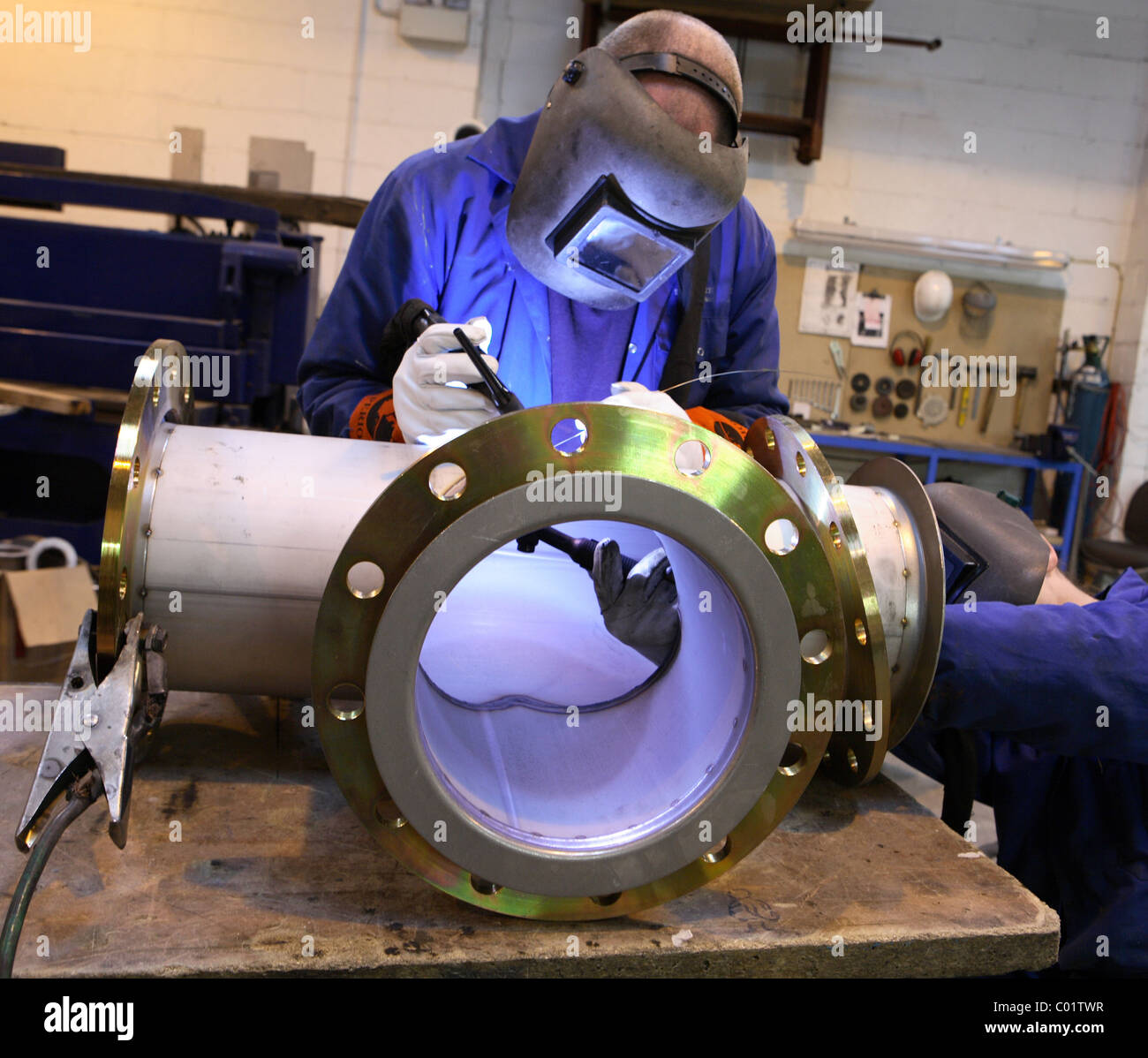 Pipe welders hi-res stock photography and images - Alamy