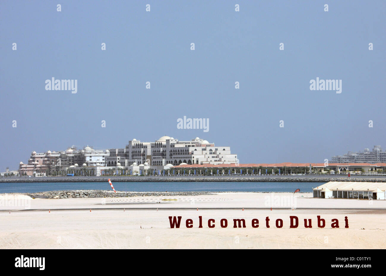 Welcome to dubai hi-res stock photography and images - Alamy