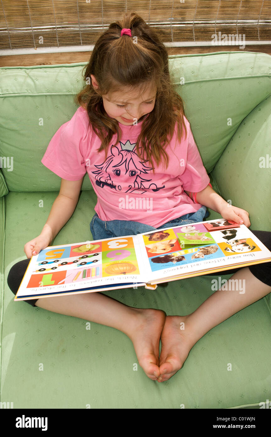 Dyslexia child hi-res stock photography and images - Alamy