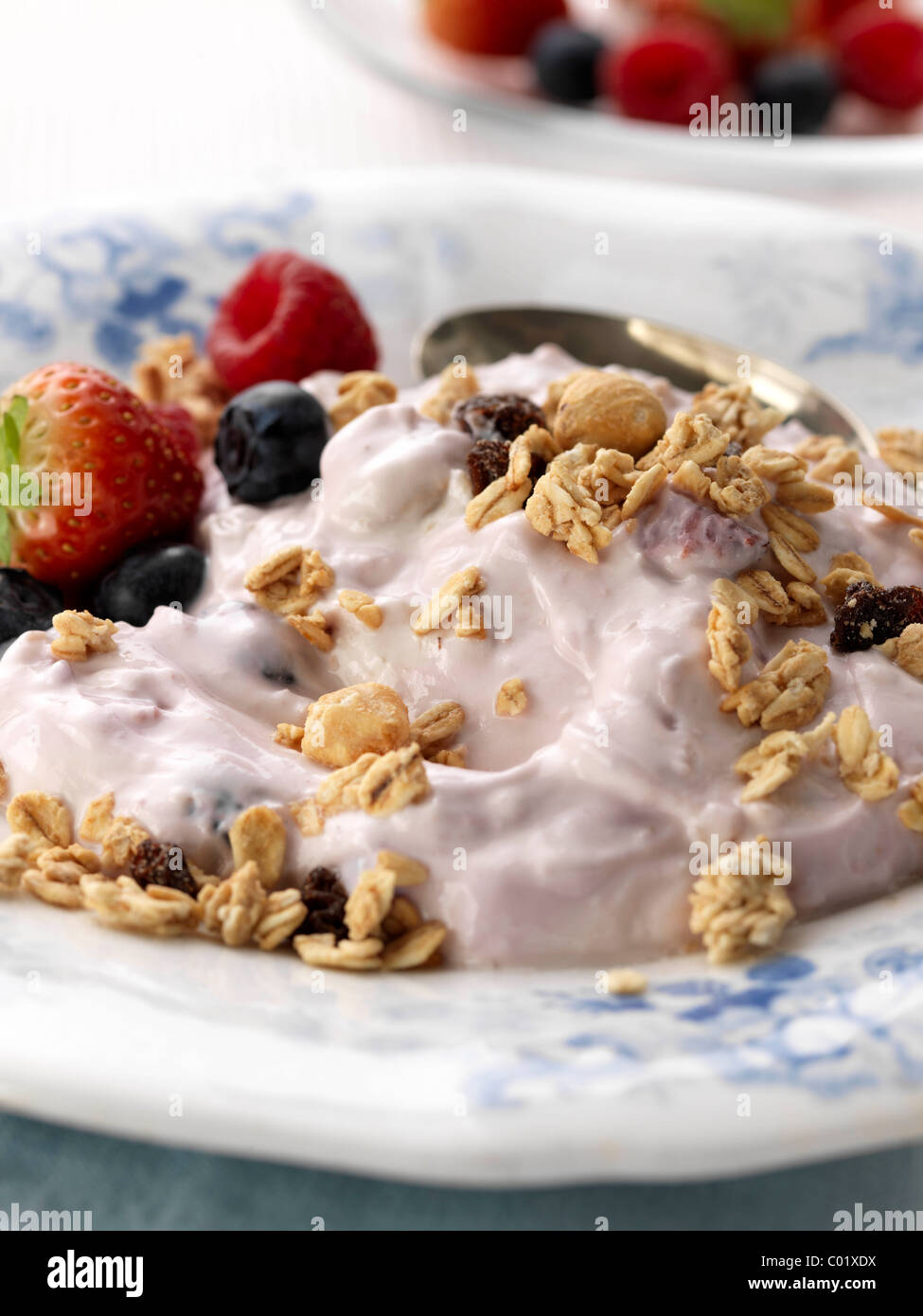 Yogurt and raspberries hi-res stock photography and images - Alamy