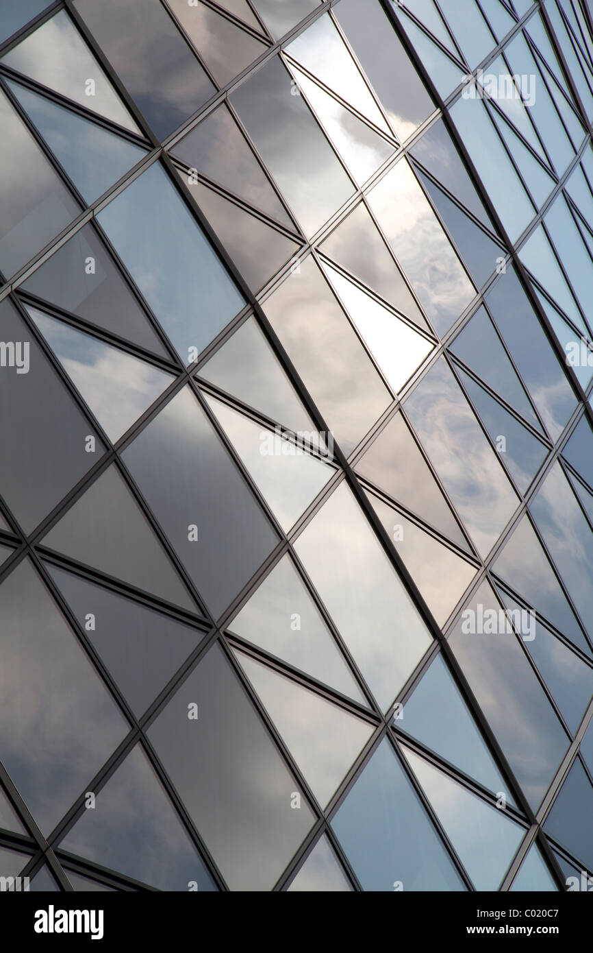 The Gherkin (Swiss re building), London Stock Photo - Alamy The Gherkin (Swiss re building), London Stock Photo - Alamy
