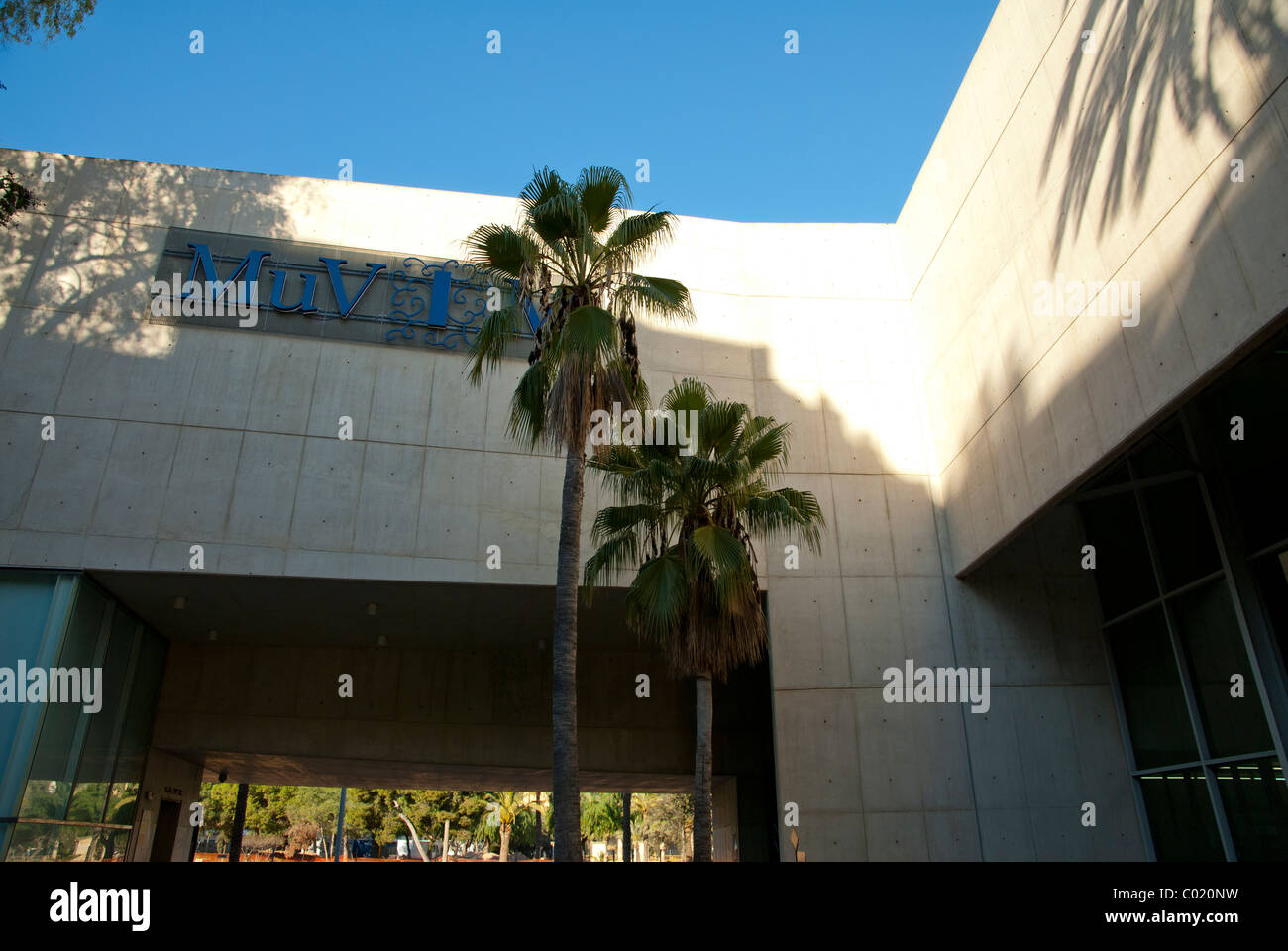 Modernity hi-res stock photography and images - Alamy