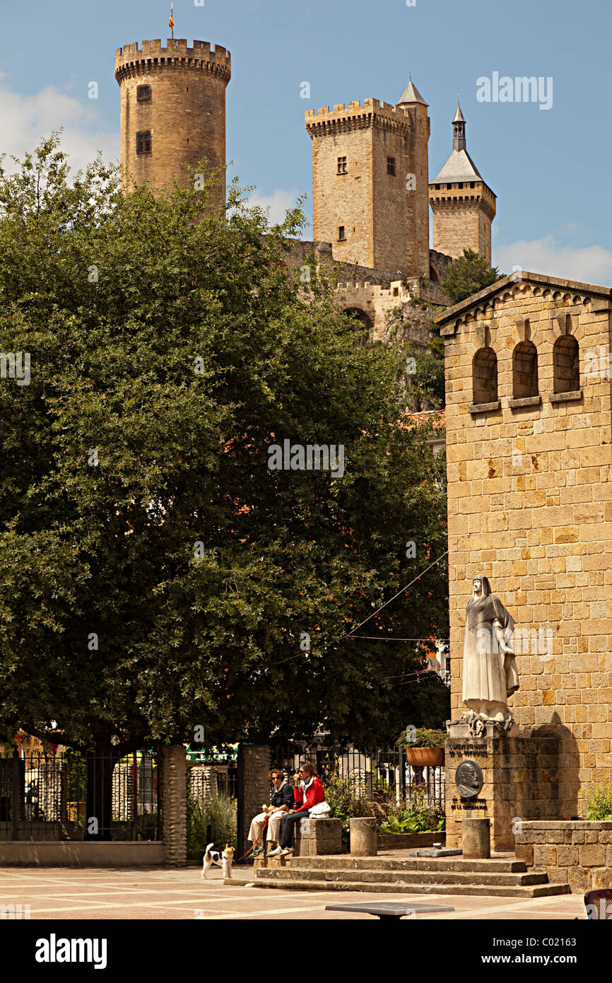 Church people outside hi-res stock photography and images - Alamy