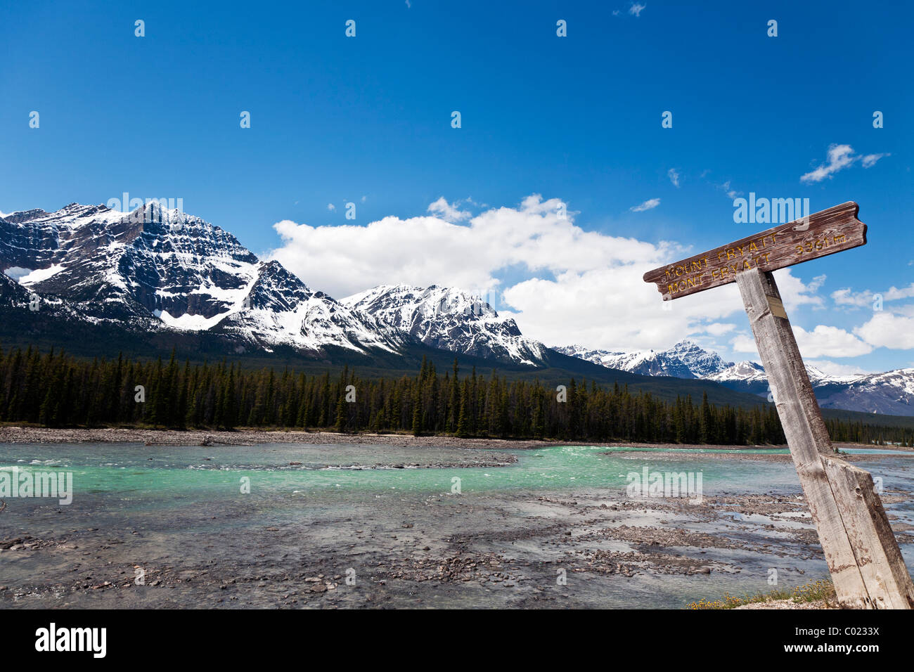 Fryatt peaks hi-res stock photography and images - Alamy