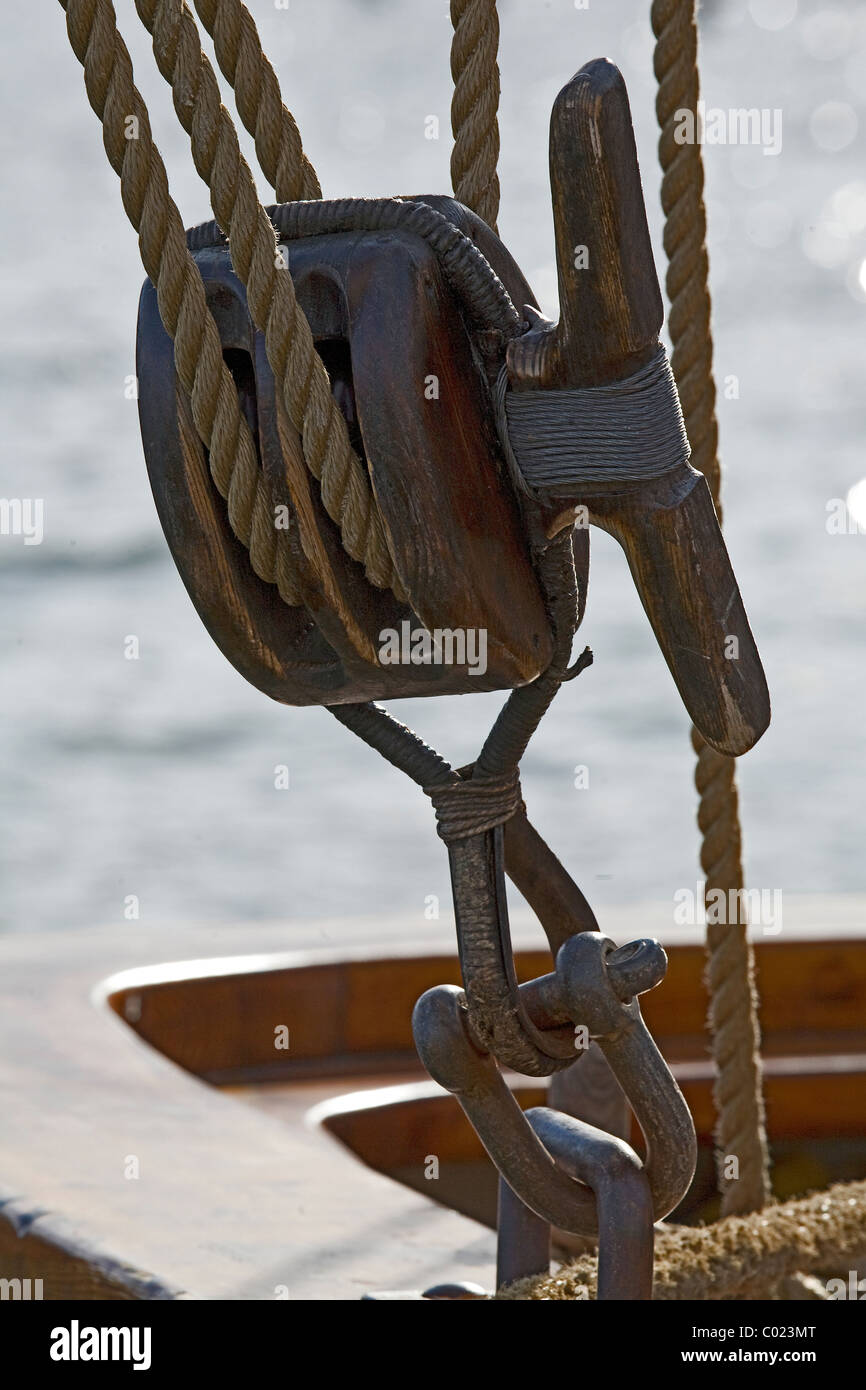 Old wooden block Stock Photo - Alamy