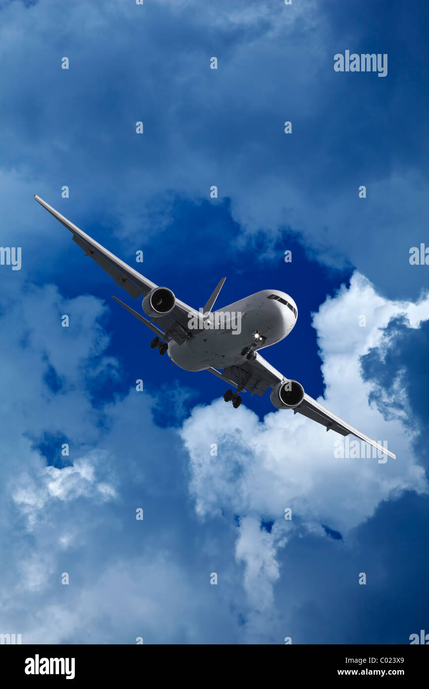 Jet aircraft in a sky Stock Photo - Alamy