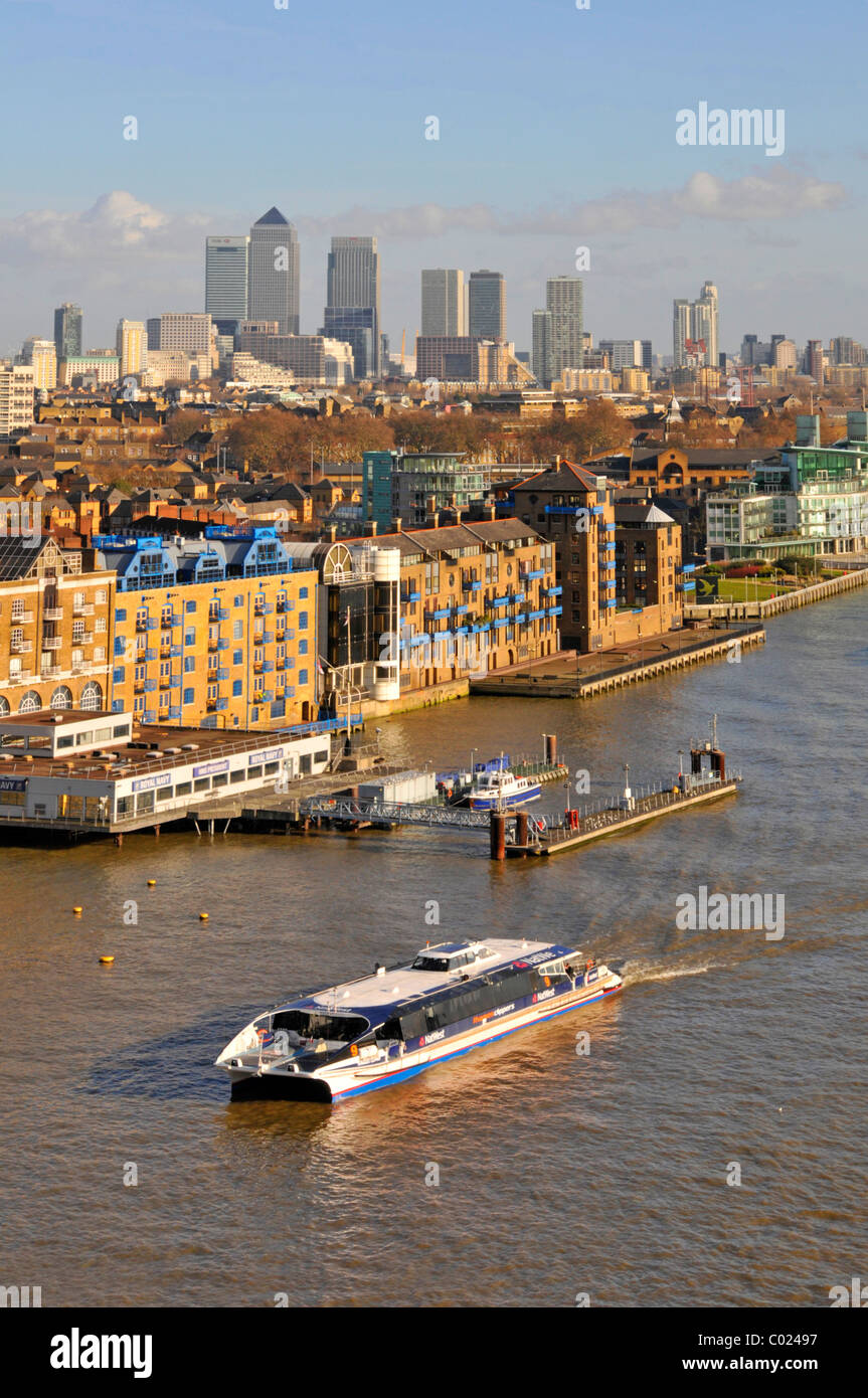 River rivers thames scene scenes hi-res stock photography and images ...