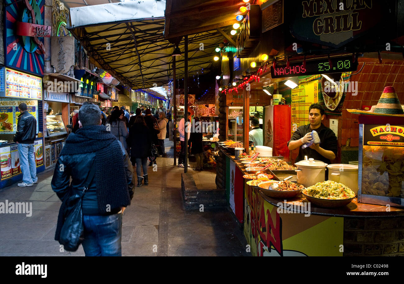 Stalls inside Camden Market in London Stock Photo - Alamy