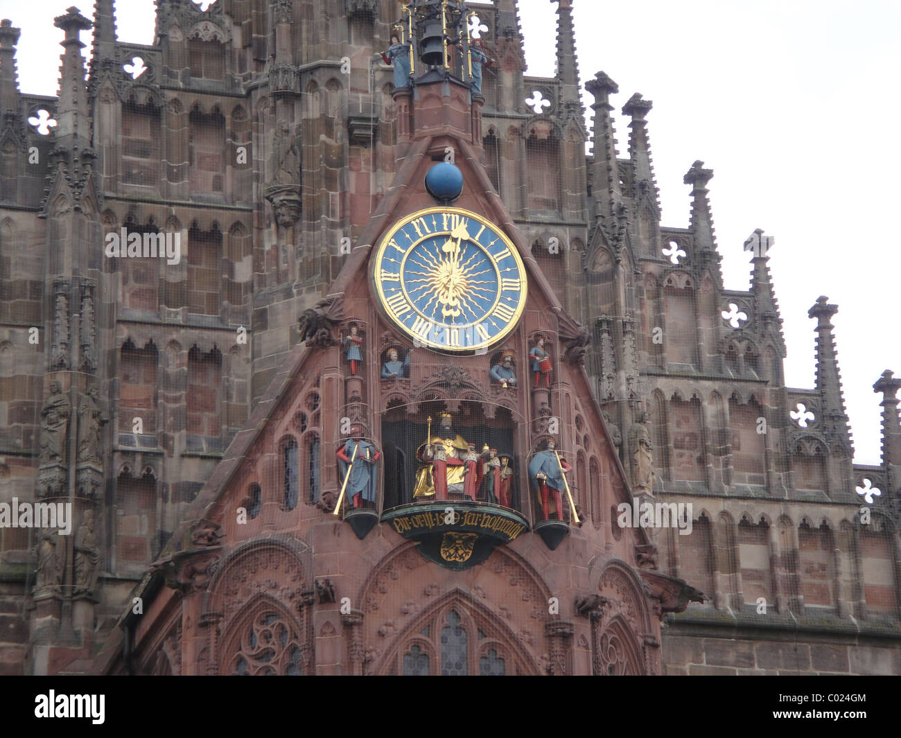 The Männleinlaufen mechanical clock of the Frauenkirche Church of Our ...