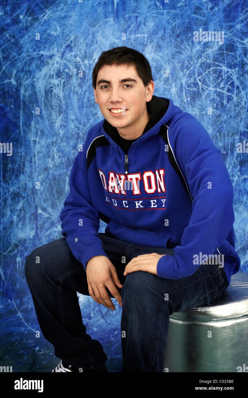 A teenage boy high school senior Stock Photo - Alamy