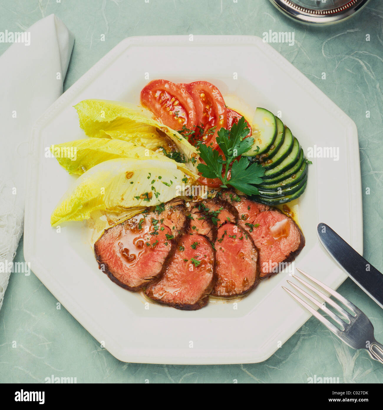 Sliced beef meat hi-res stock photography and images - Alamy