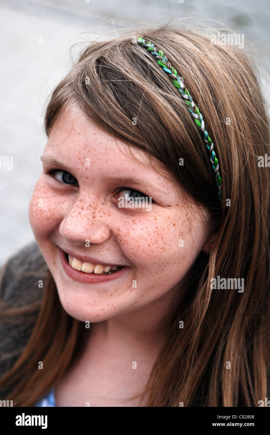 Girl 10 years old freckles hi-res stock photography and images - Alamy