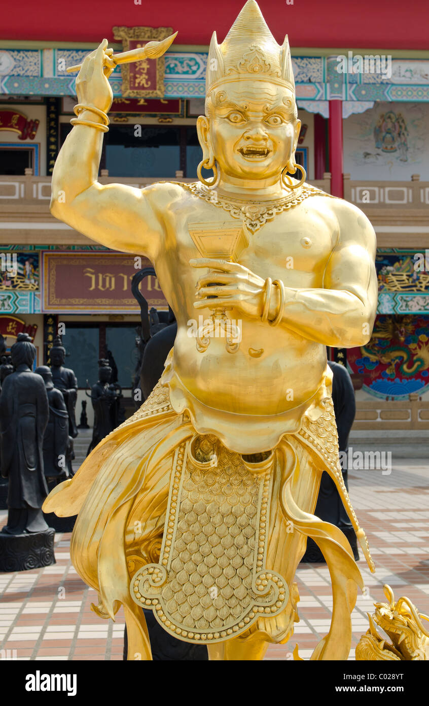 ornate temple figures Bangkok Thailand Stock Photo - Alamy