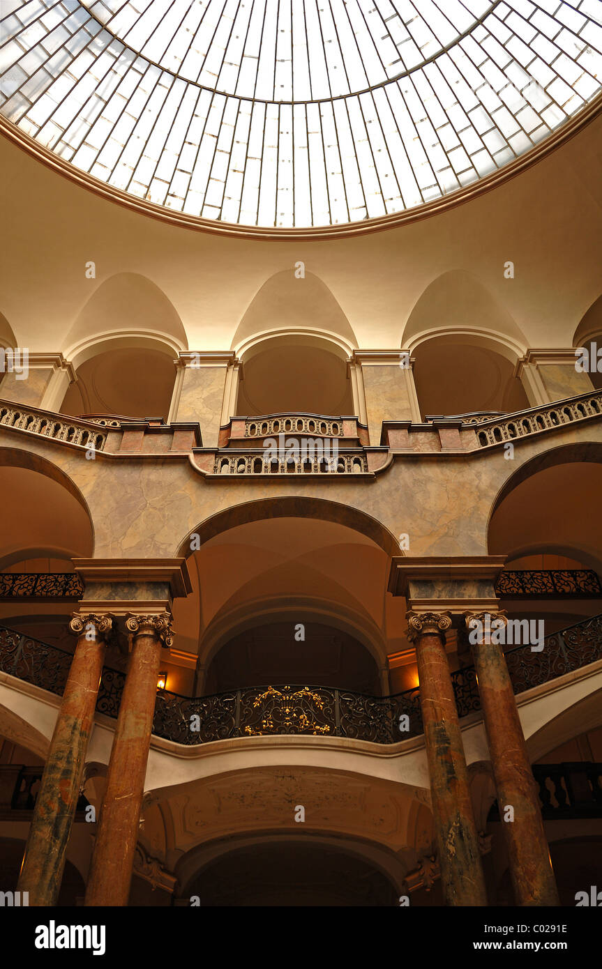 Storey gallery hi-res stock photography and images - Alamy