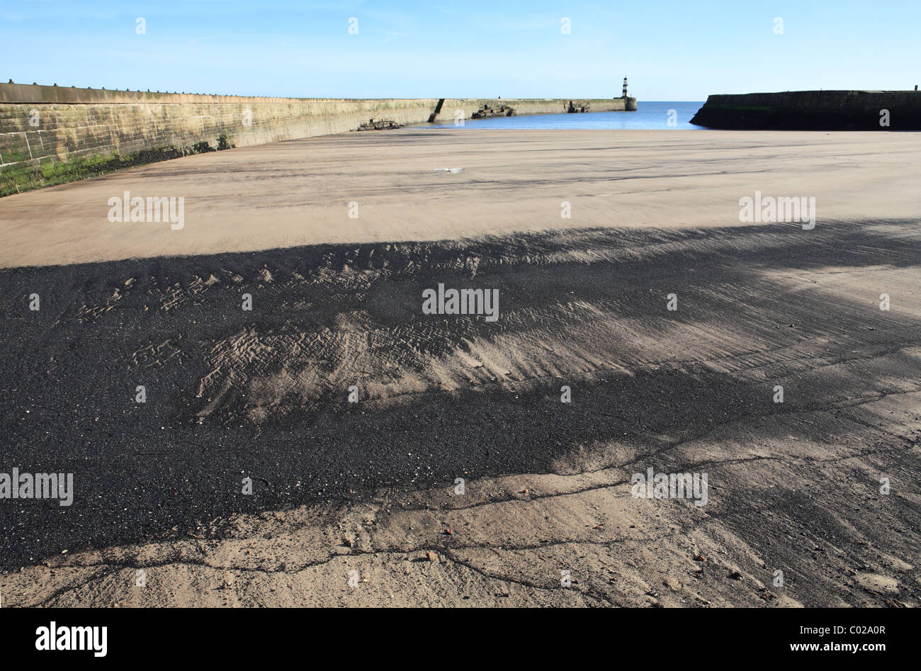 Coal on beach hi-res stock photography and images - Alamy