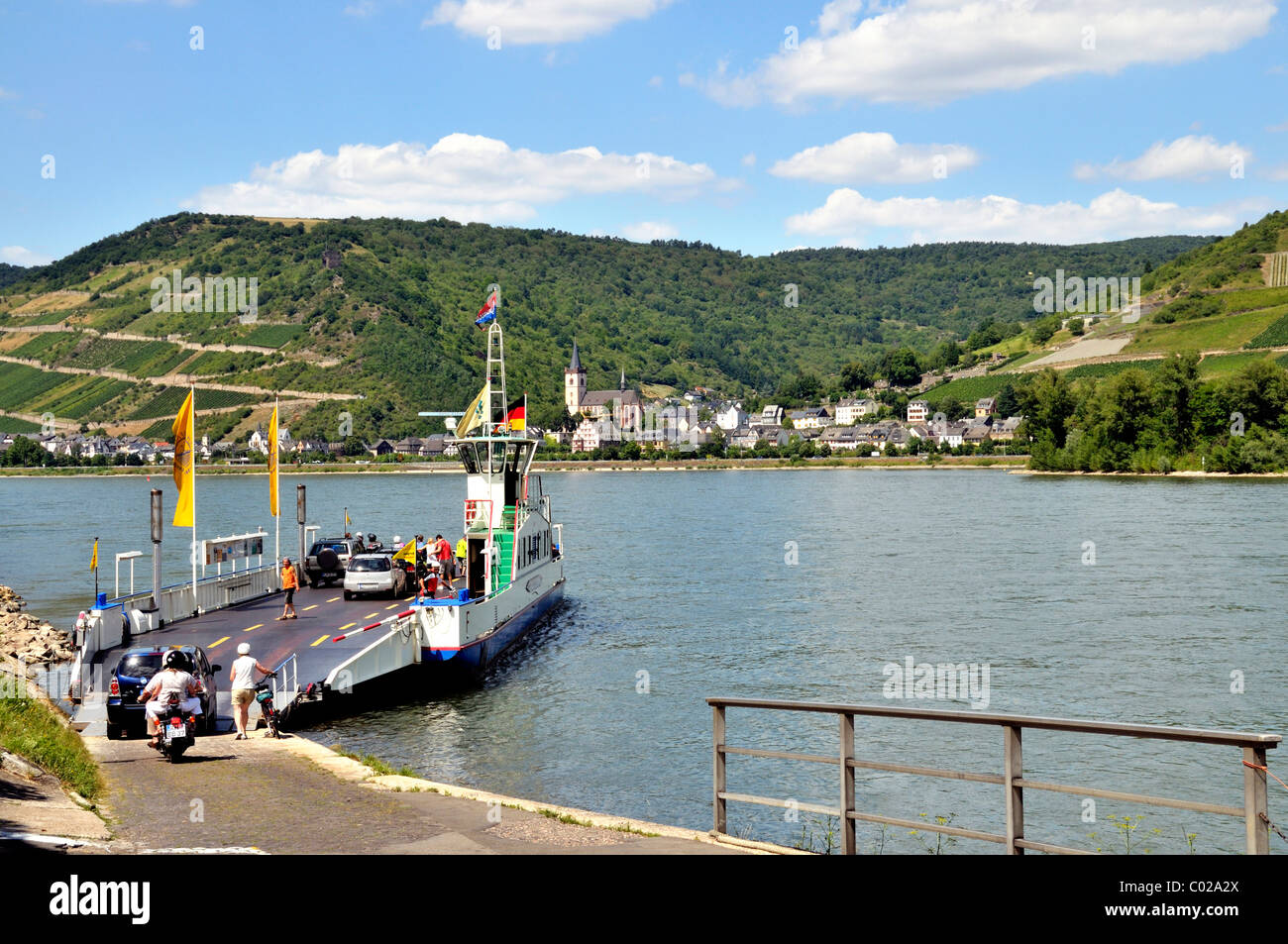 Car ferry from Niederheimbach, Rhineland-Palatinate, to Lorch on the ...