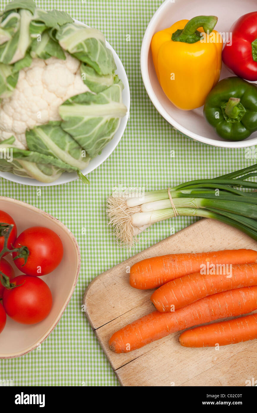 Colourful vegetables, healthy eating Stock Photo - Alamy