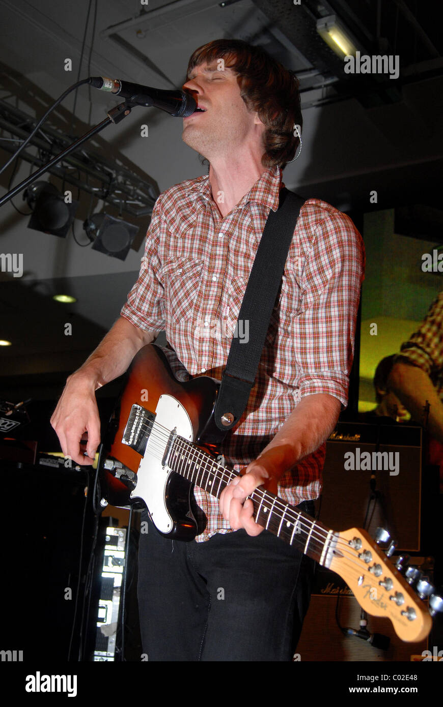 Carey Willets of Athlete performing live at Oxford Street HMV music ...