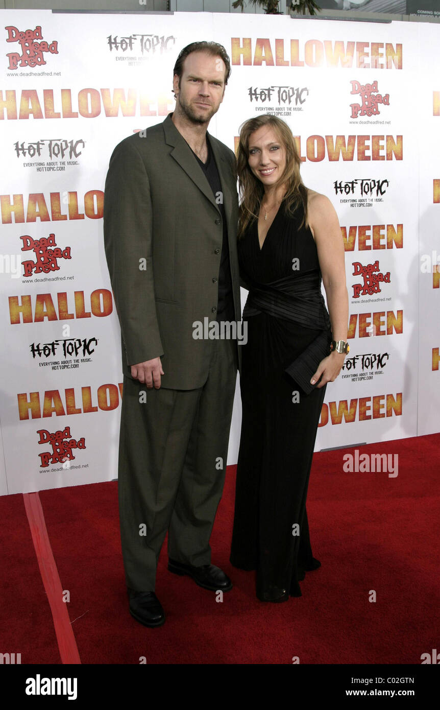 Tyler Mane and Guest 'Halloween' premiere held at Mann's Chinese ...
