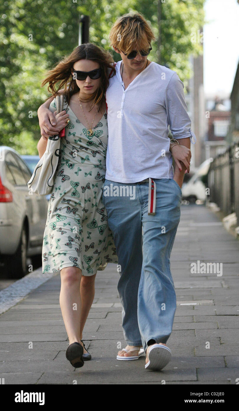 Keira Knightley And Rupert Friend Pride And Prejudice