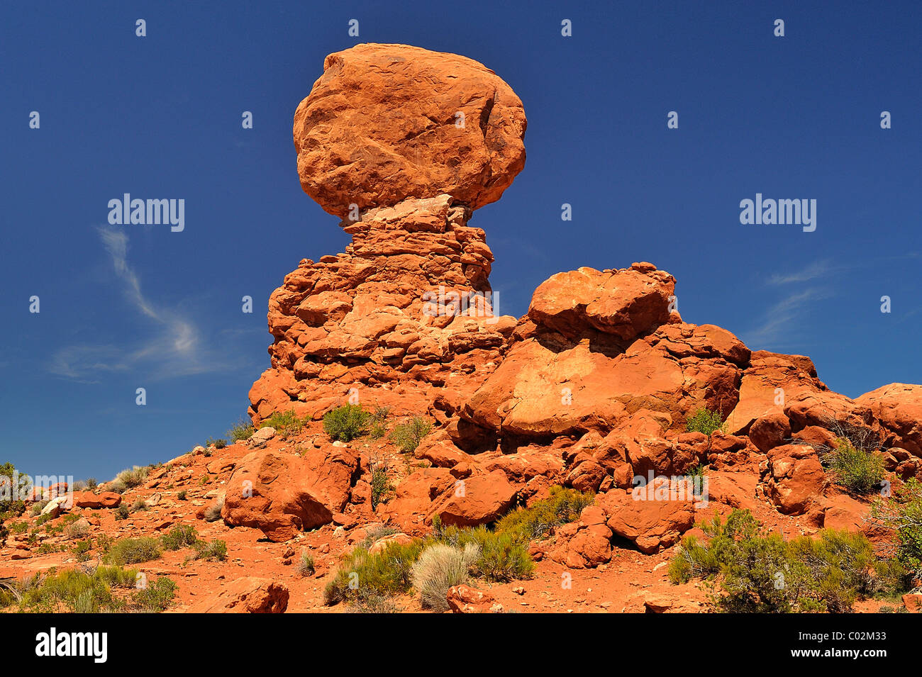Balanced rock formation in Arches National Park in Utah, near Moab, USA ...
