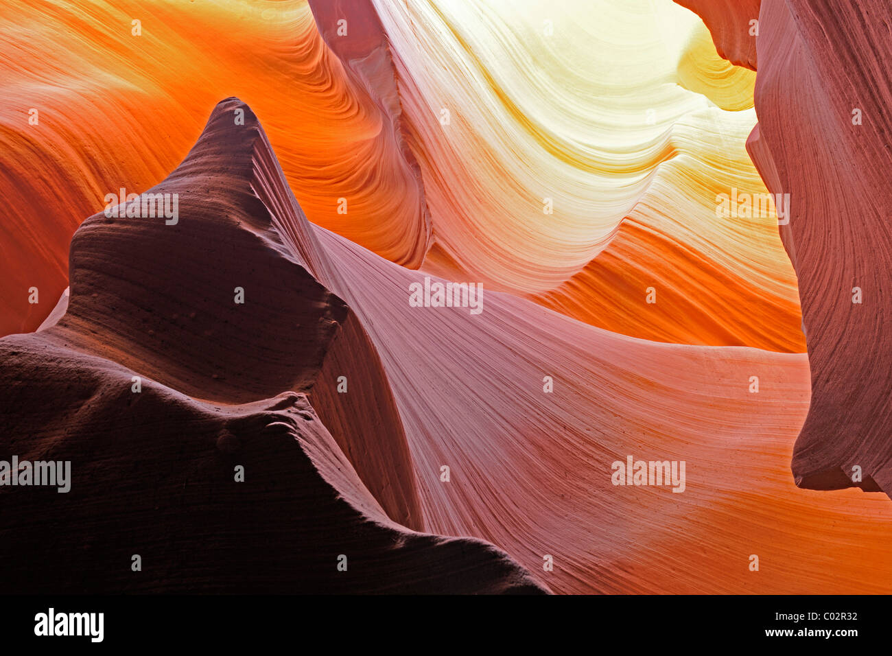 Cave formations and structures hi-res stock photography and images - Alamy