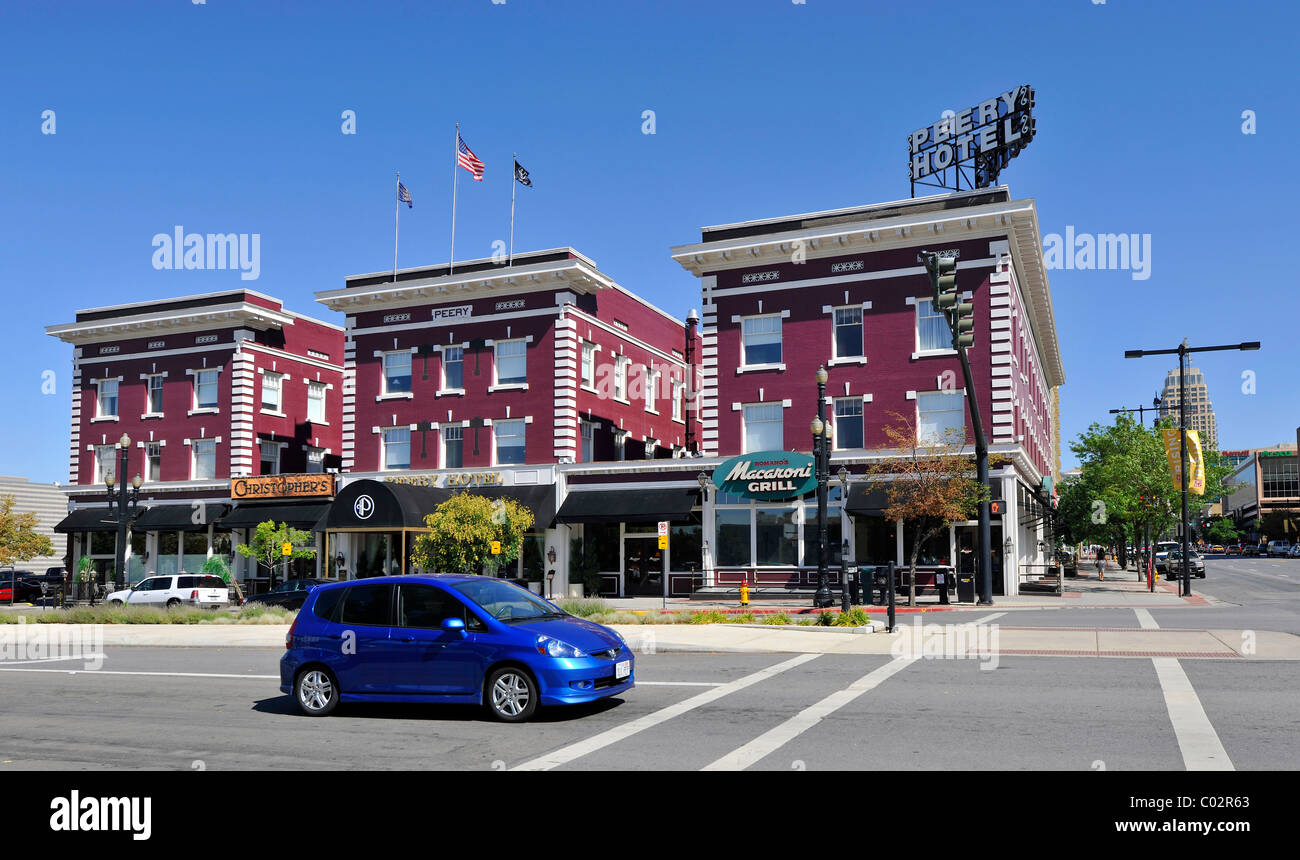 Peery hi-res stock photography and images - Alamy