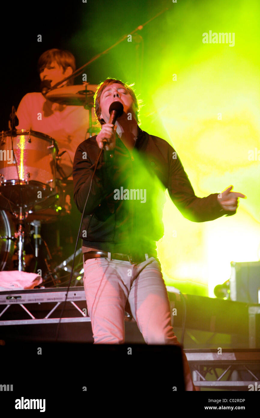 Kaiser Chiefs concert and charity soccer match at Hamburger Stadtpark ...