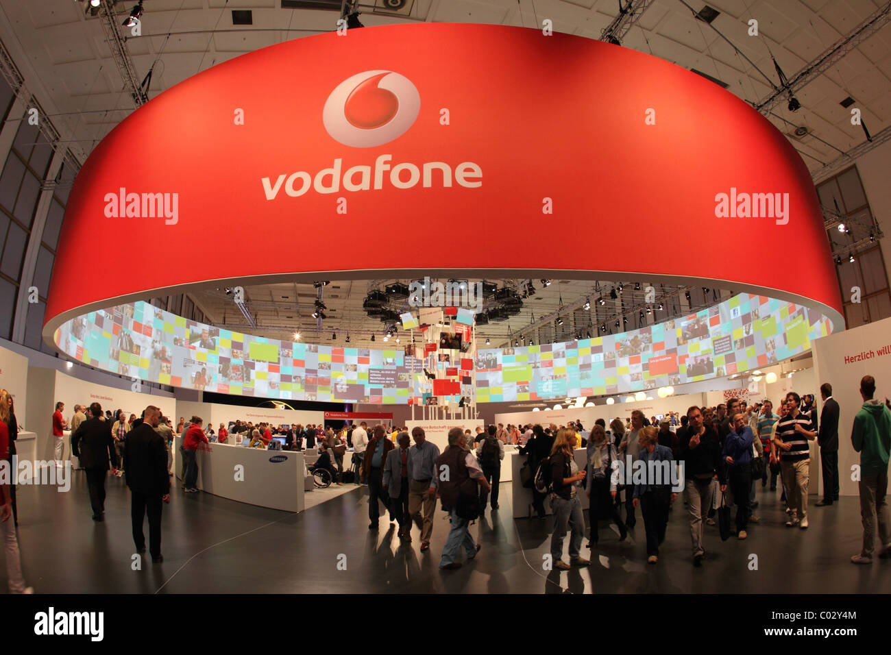Vodafone group hi-res stock photography and images - Alamy