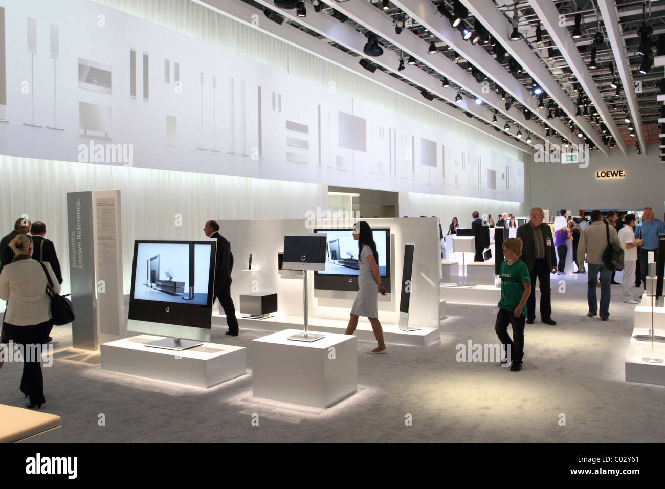 Radio booth hi-res stock photography and images - Alamy