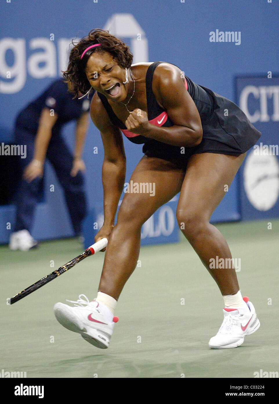 Serena Williams competing in day three of The US Open 2007 at Arthur ...