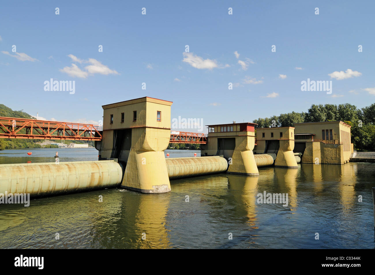 Hydroelectric power plant dam hi-res stock photography and images - Alamy