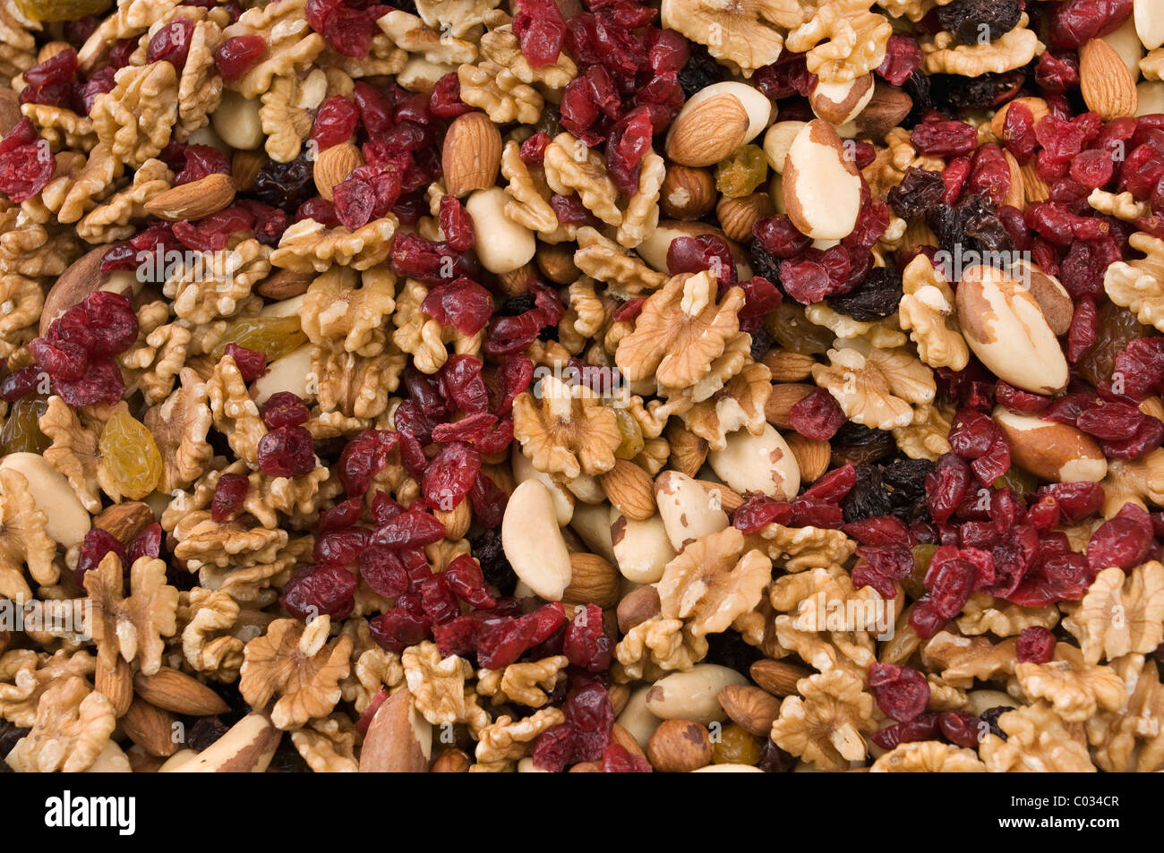 Trail mix with cranberries, full-frame Stock Photo - Alamy