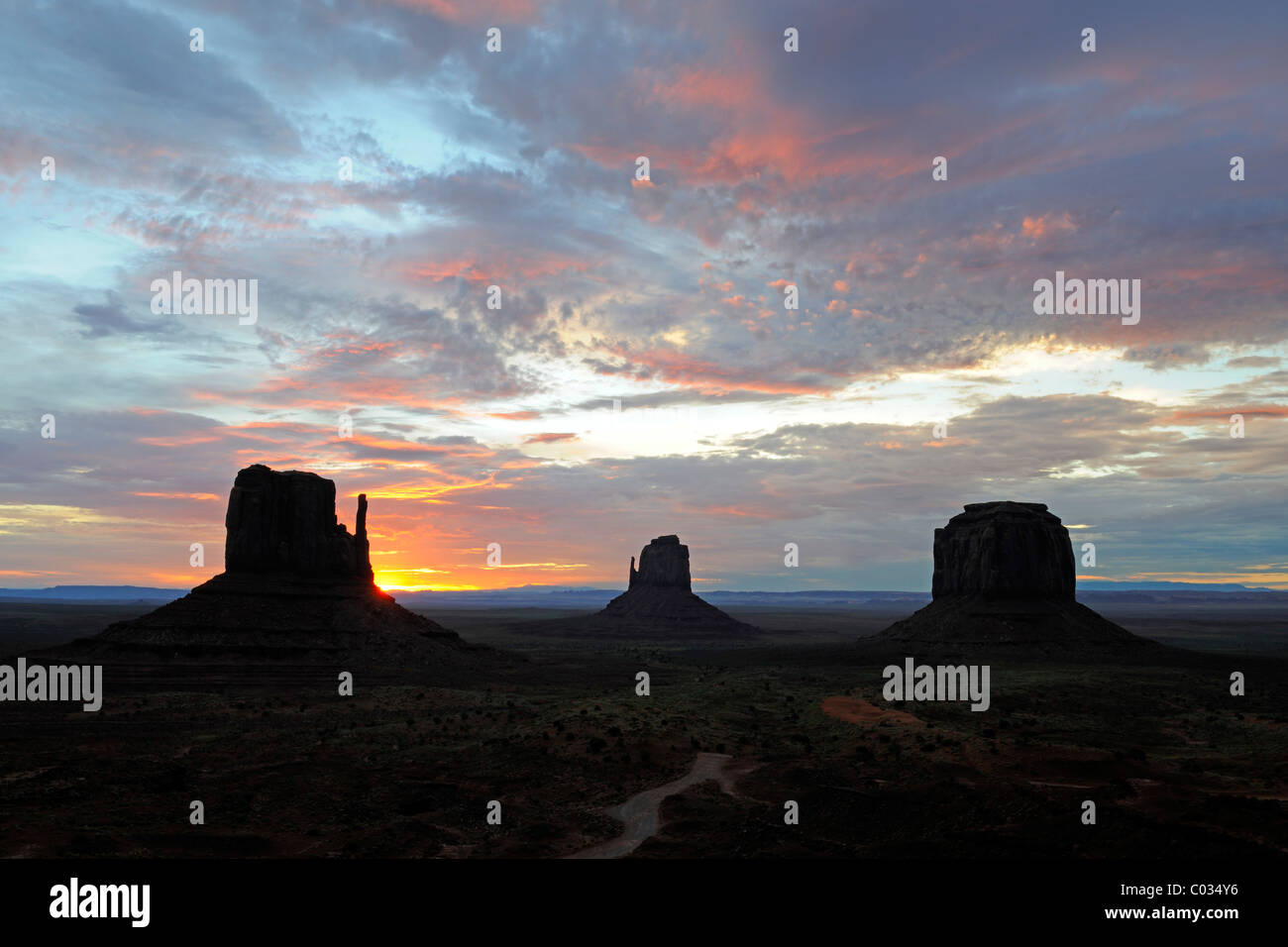 Mitten buttes hi-res stock photography and images - Alamy
