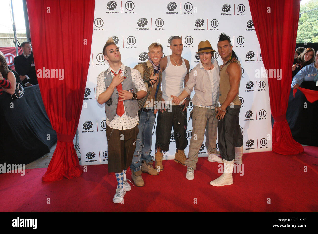 Lexington Bridge The Dome 43 red carpet arrivals at Color Line Arena ...