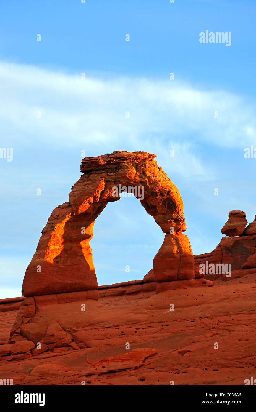 Delicate Arch at sunrise, Arches National Park, Utah, USA Stock Photo ...