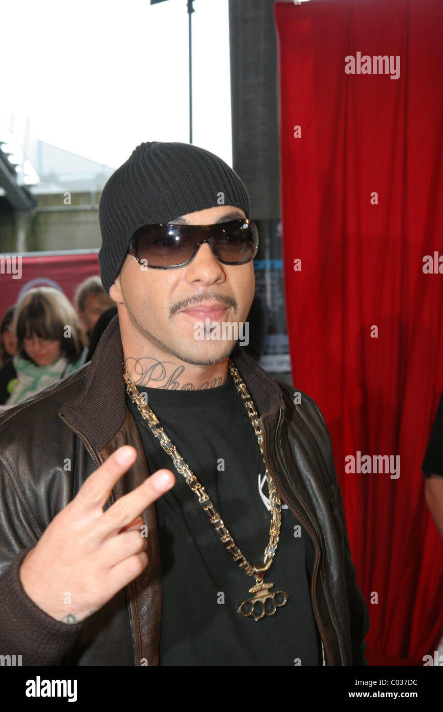 Azad The Dome 43 red carpet arrivals at Color Line Arena Hamburg ...