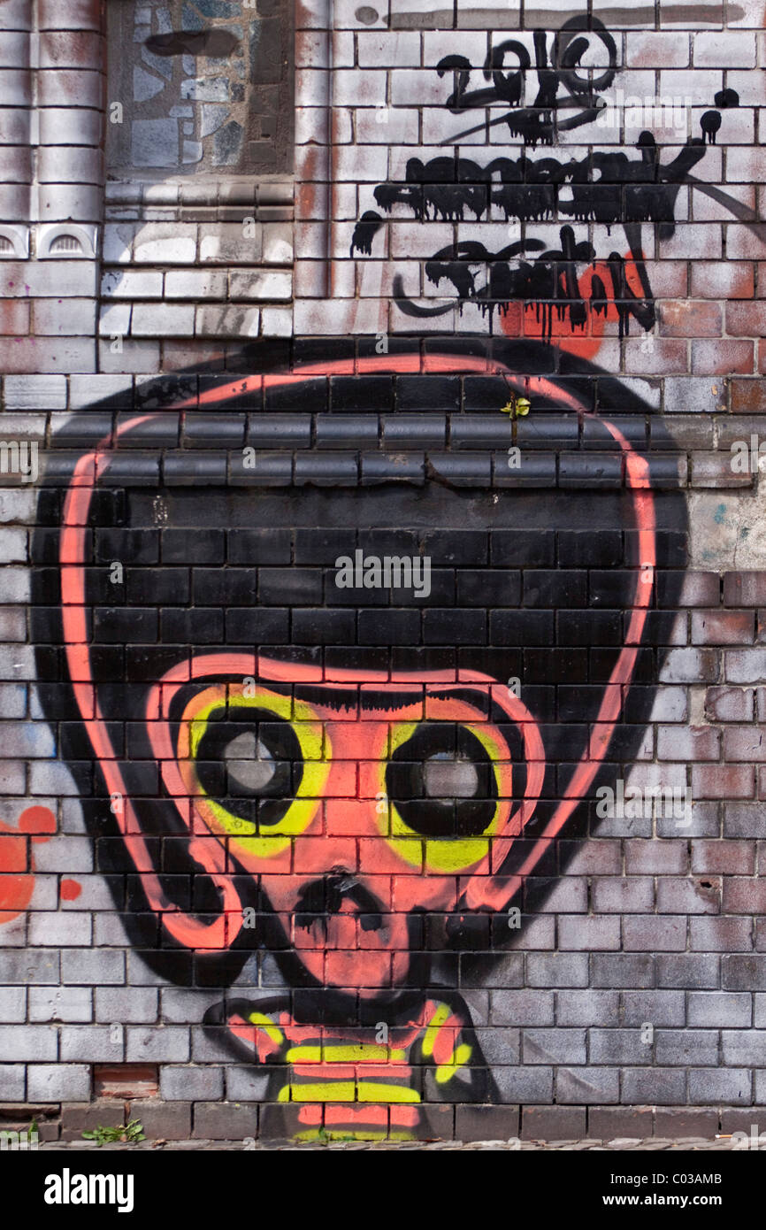 Graffiti figure hi-res stock photography and images - Alamy