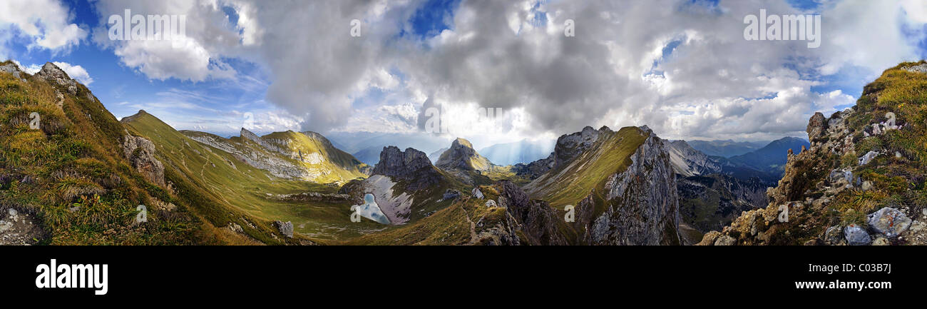 360 degree mountain panorama in hi-res stock photography and images - Alamy