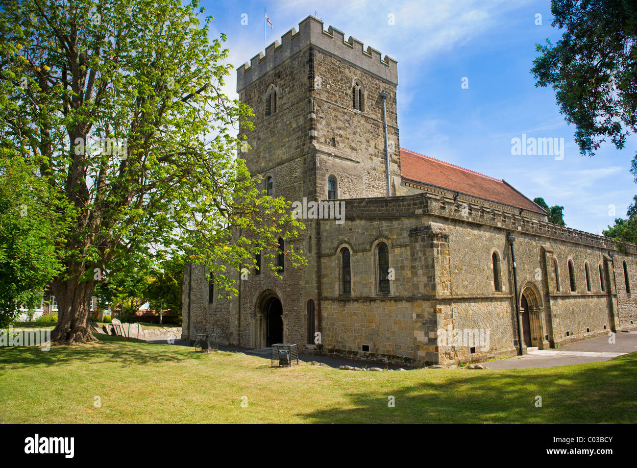 St peters church petersfield hi-res stock photography and images - Alamy