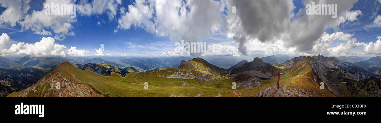 360 degree mountain panorama in hi-res stock photography and images - Alamy