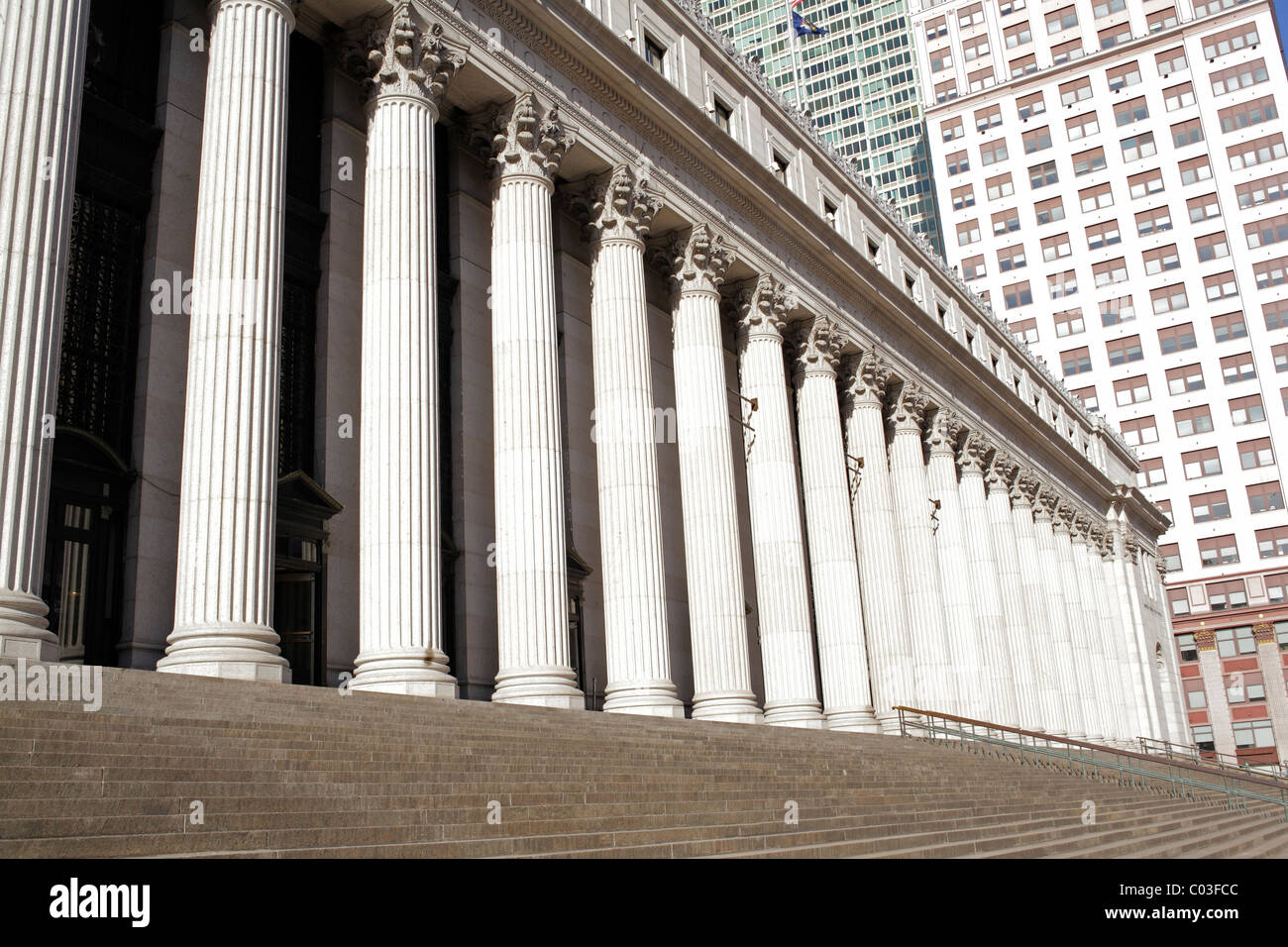 Usps building architecture hi-res stock photography and images - Alamy