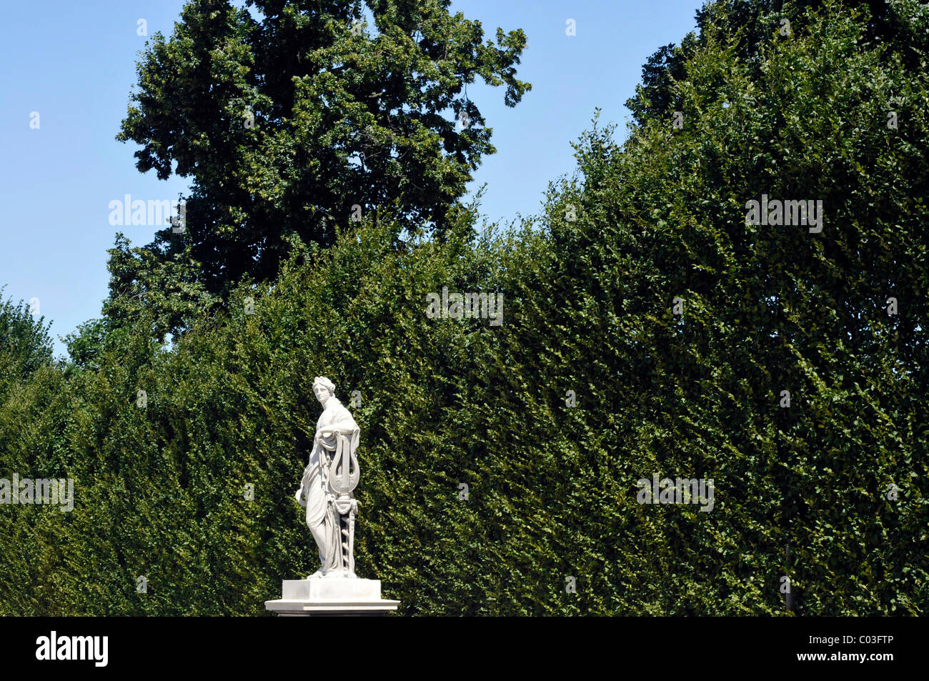 Statue vienna hi-res stock photography and images - Alamy